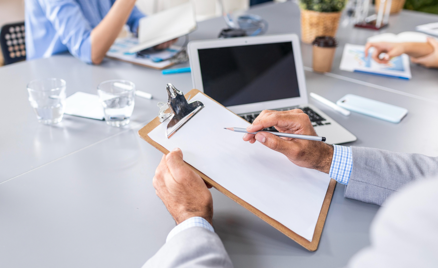 Mitigating Risk: The Importance of Ongoing Employee Screening - Plexus ...